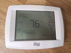 RUUD UHC-TST304UNMS Programmable Thermostat