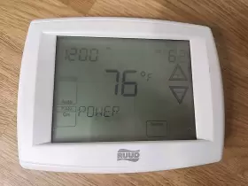 RUUD UHC-TST304UNMS Programmable Thermostat